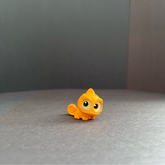 Disney | Other | Disney Doorables Series 7 Rapunzel Orange Pascal ...